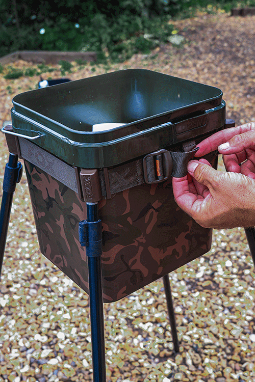 Колан-стойка за кофа Fox Spod Bucket trap – Crap Grand – Риболовен магазин